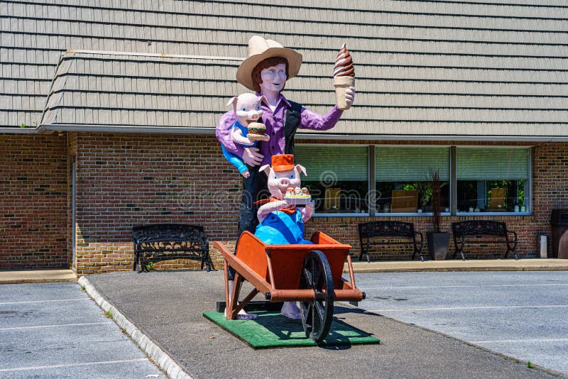 Iconic Amish Boy Sign editorial photography. Image of historic - 251303112 Iconic Amish Boy Sign editorial photography. Image of historic - 251303112