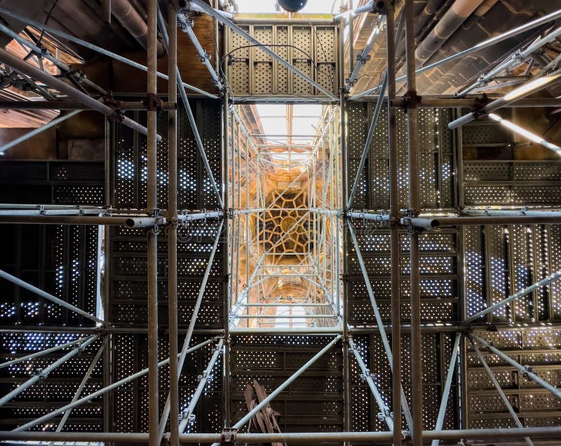 Rebuilding Notre-Dames Cathedral Edifice Stock Image - Image of ...