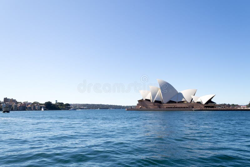 Iconic Opera house editorial stock image. Image of bridge - 79336664
