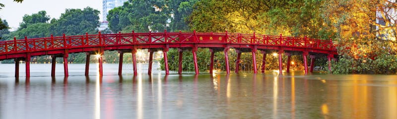Iconic Red Bridge in Hanoi, Vietnam Stock Photo - Image of green, icon ...