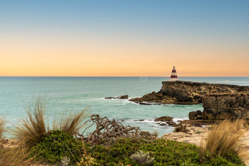 The Iconic Robe Obelisk, South Australia Stock Image - Image of ocean ...