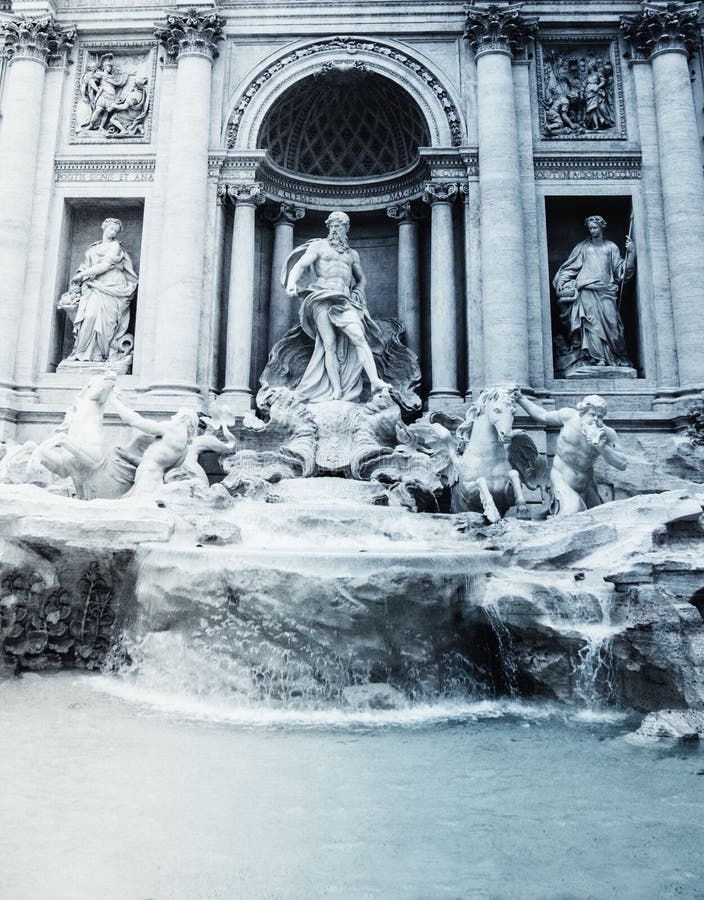 Iconic Trevi Fountain in Rome, Italy Stock Image - Image of fountain ...