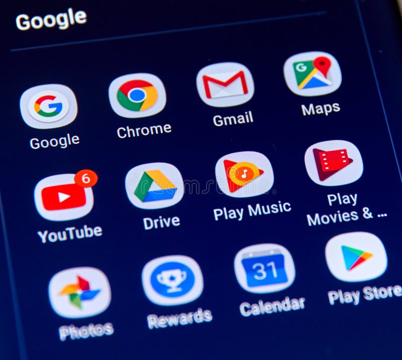 Iconos De Los Apps De Google En La Pantalla De Samsung S8 Fotografía ...