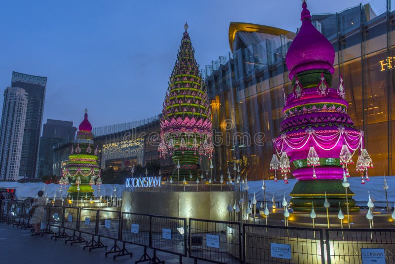 Iconsiam Shopping Complex in the High Light Editorial Stock Photo ...