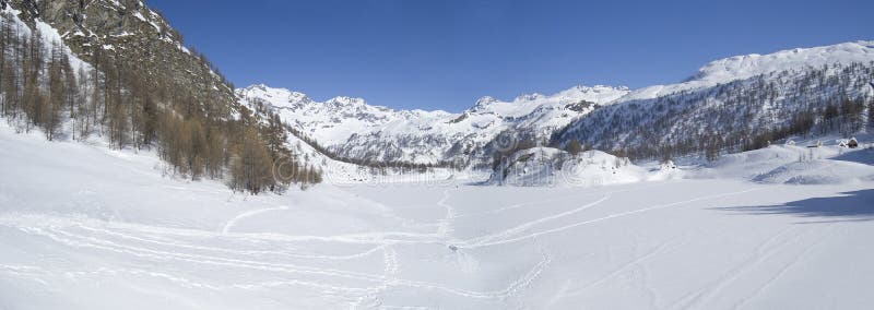 Icy Winter Alpine Lake Panorama Stock Image - Image of antigorio ...