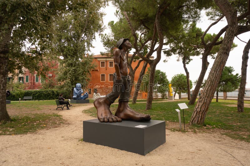 Idan Zareski Big Foot Sculpture Editorial Stock Photo - Image of idan ...