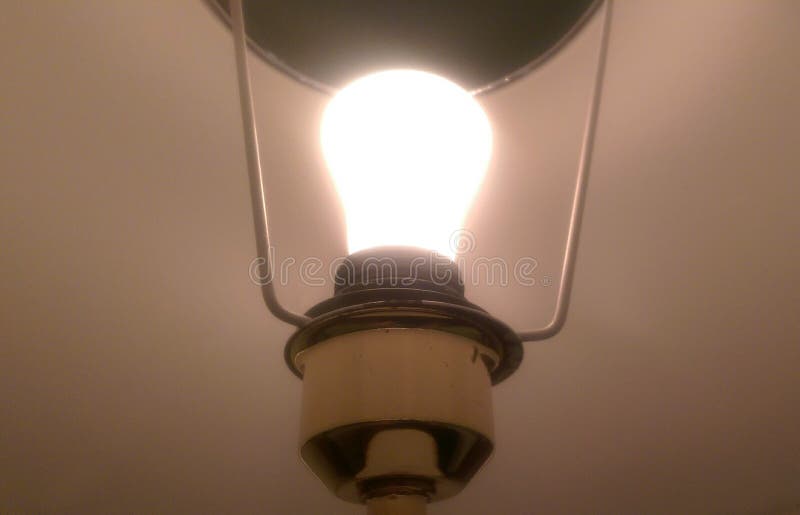 Idea with light bulb editorial image. Image of concept - 47865405