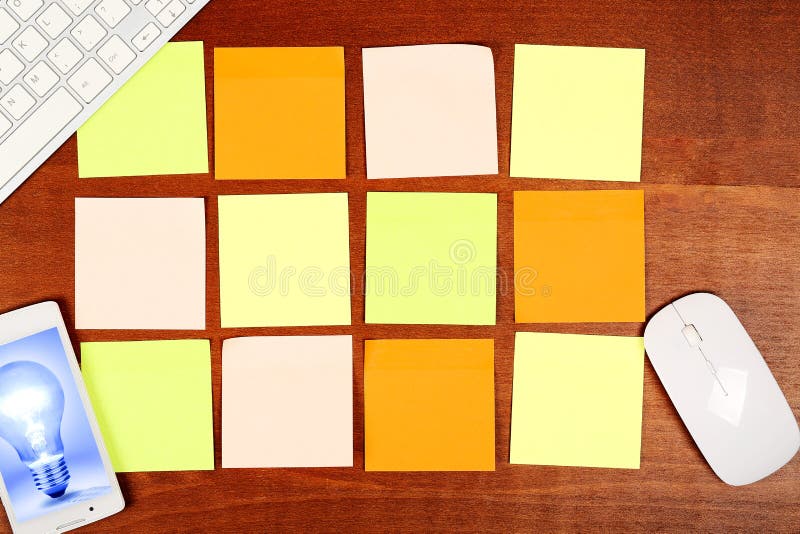 Idea y notas foto de archivo. Imagen de internet, bulbo - 101639608