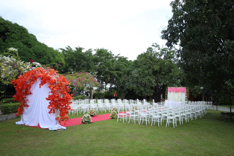 Ideal Garden wedding setup stock photo. Image of woodland - 232049470
