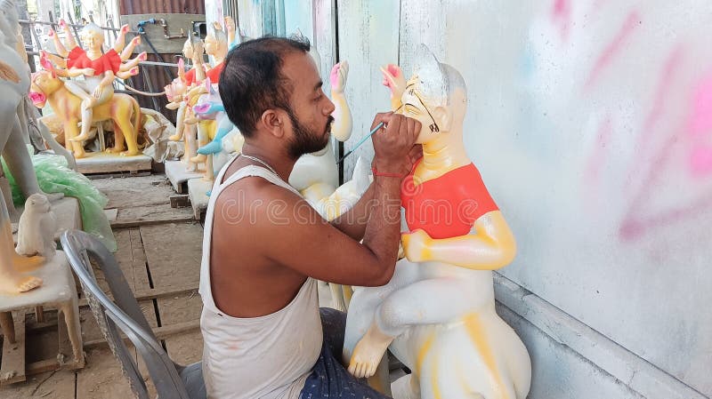 Idol Making in India Eye Art of Artists Editorial Image - Image of idol ...