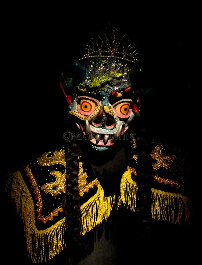 Idol Mask in La Paz Museum, Bolivia Editorial Photography - Image of ...