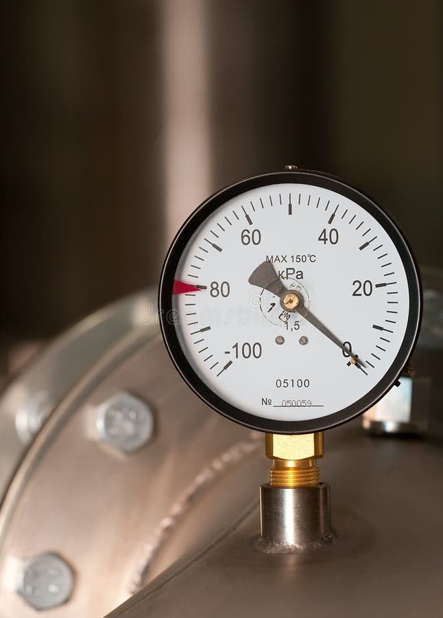 Idustrial manometer stock image. Image of round, warm - 15774751