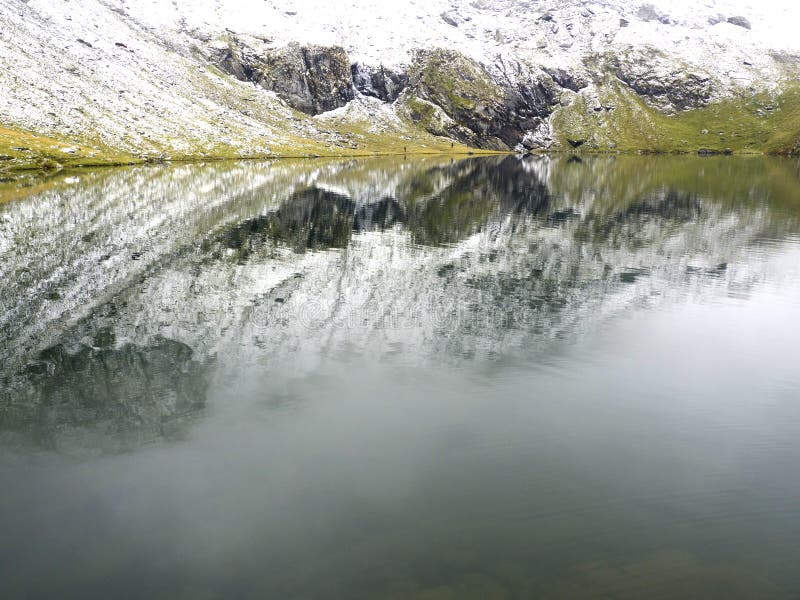 Idyllic Autumn Scene in the Alps with Mountain Lake Reflection Stock ...