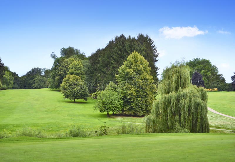 Idyllic Golf Course Hole Scene Stock Image - Image of majestic, beauty ...