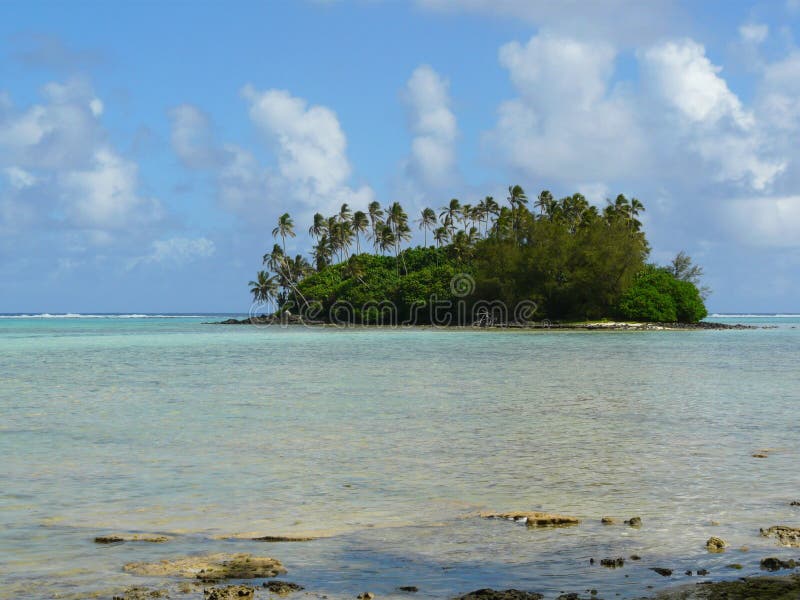 Idyllic Tropical Beach and Atoll in Rarotonga Stock Image - Image of ...