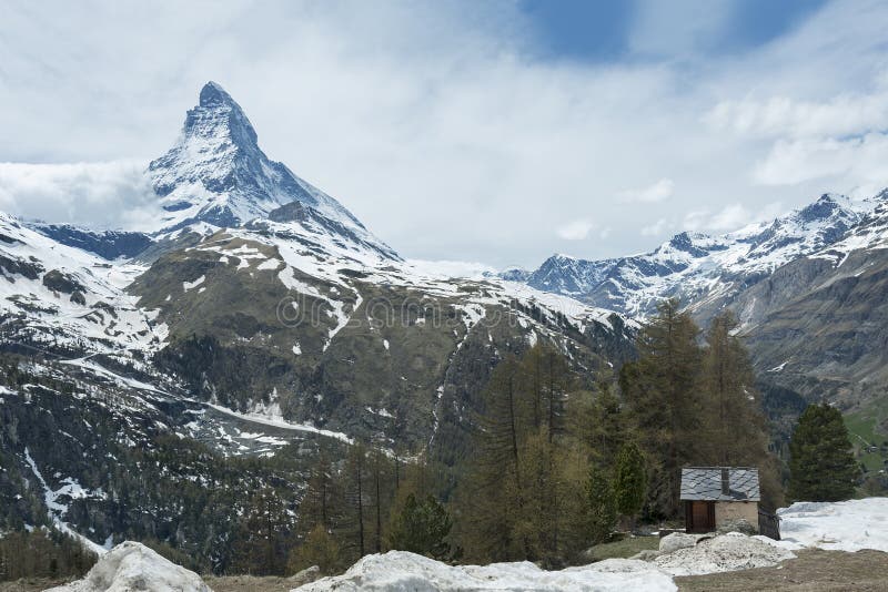 Idyllische Landschaft in Der Schweiz Stockbild - Bild von nave ...