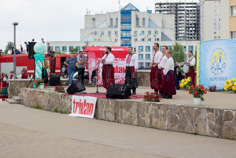 Kiev Ukraine 05122019 Folk Song And Dance Ensemble Editorial Photo Image Of Culture
