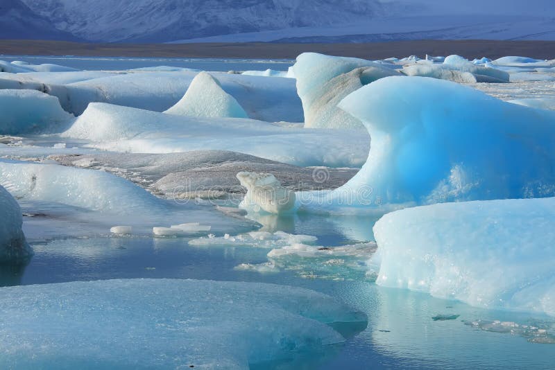 IJbergen stock afbeelding. Image of achtergrond, water - 20781233