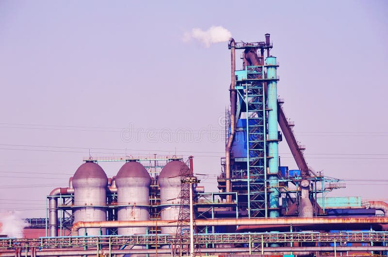 Ijzer en Staalfabriek stock foto. Image of vervaardiging - 28156732