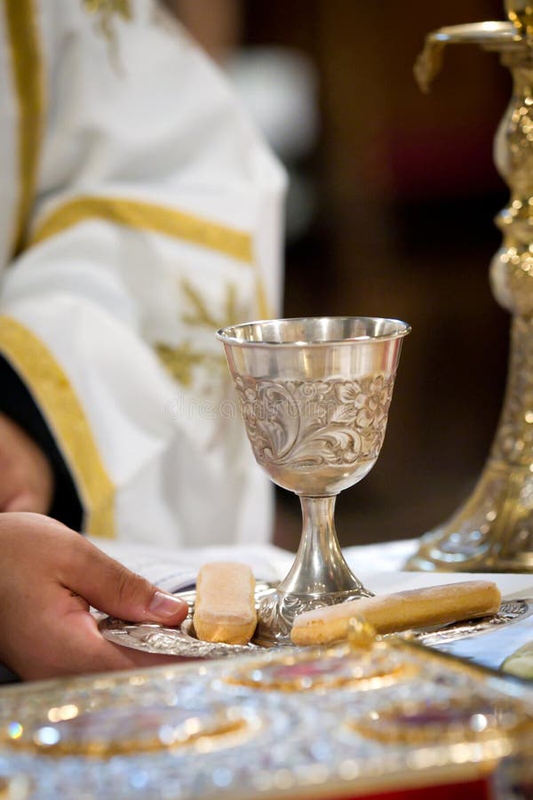 Il calice fotografia stock. Immagine di battesimo, unioni - 25875188