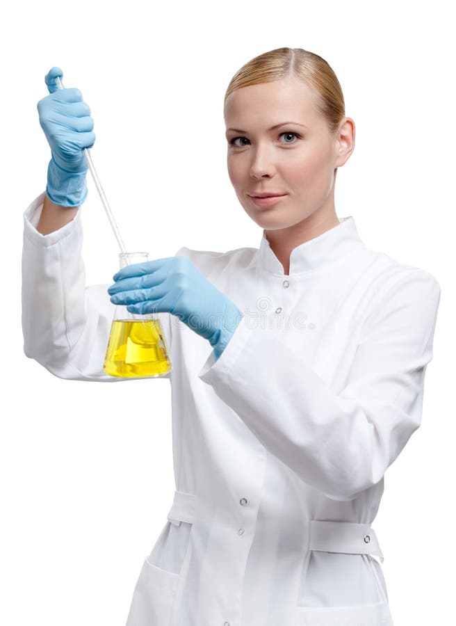Il Chimico Aggiunge Qualcosa Al Liquido Nella Boccetta Immagine Stock ...