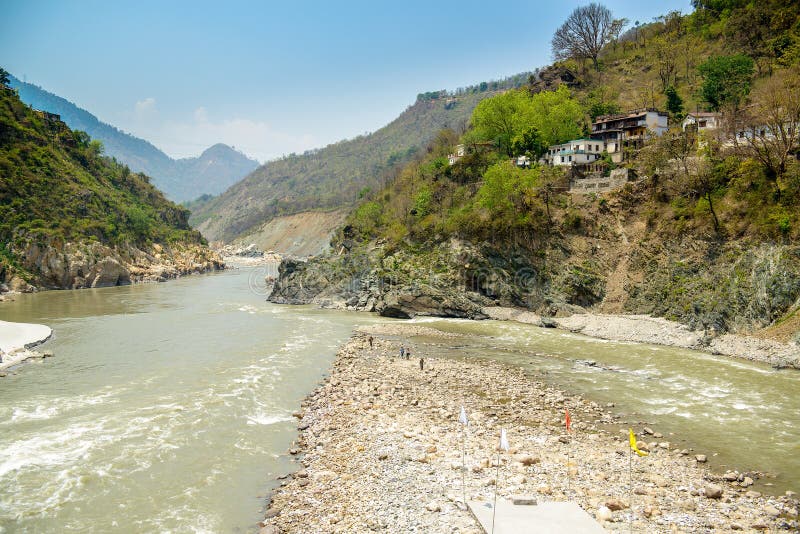Il Gange Santo Entra in Una Valle, India Immagine Stock - Immagine di ...
