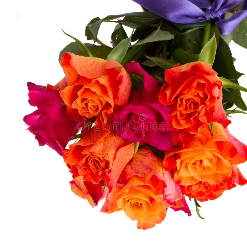 Il Mazzo Delle Rose Arancio E Rosa Si Chiude Su Immagine Stock ...