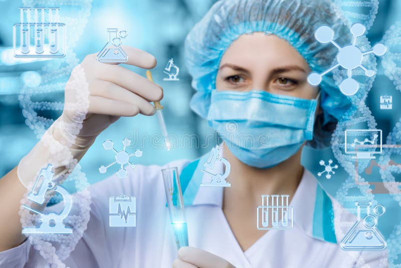 Il Medico Preleva Un Campione Per Il Test Medicale Immagine Stock ...