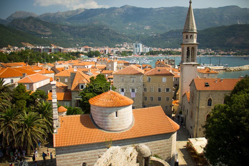 Il Montenegro, Budua immagine stock. Immagine di costruzioni - 32568555