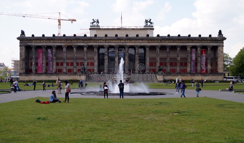 Museo Del Museo Di Altes Vecchio Nell'isola Di Museo A Berlino ...