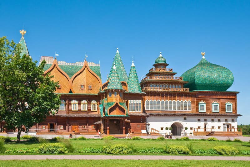 Il Palazzo Di Legno a Mosca, Russia Fotografia Stock - Immagine di ...