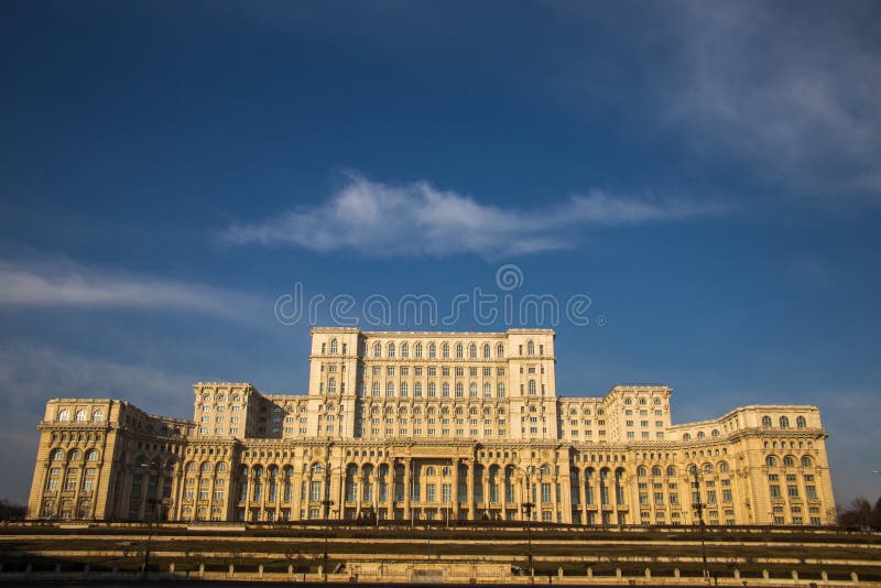 Il Parlamento Della Romania (casa Poporului), Bucarest Immagine Stock ...