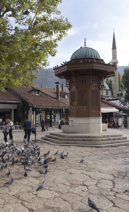 Il Sebilj E Una Vista Di Bascarsija Fotografia Editoriale - Immagine di ...