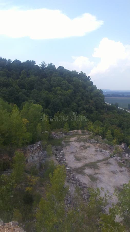 Cliff view 17 stock image. Image of illinois, cliff - 124146049