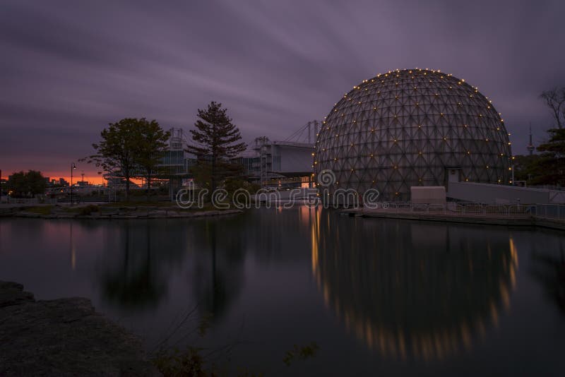 Illuminated Cinesphere editorial photo. Image of canada - 118839881