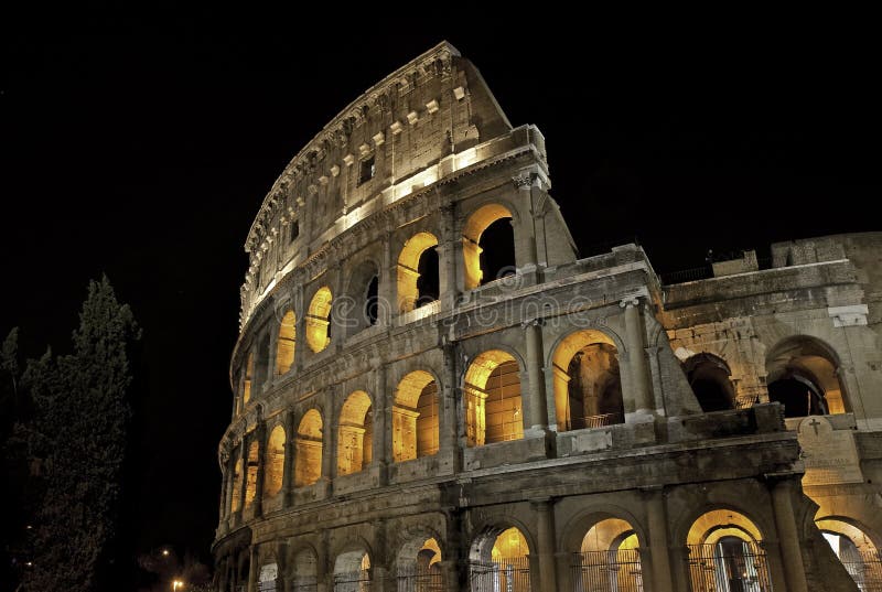 Illuminated Coliseum at Night Stock Image - Image of monument, italian ...