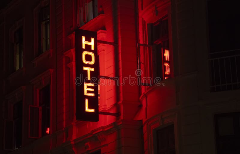Hotel motel sign at night stock photo. Image of bulbs - 196033190