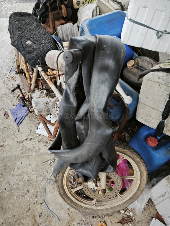 Abandoned Corroded Motorcycle in the Farm. Stock Image - Image of ...