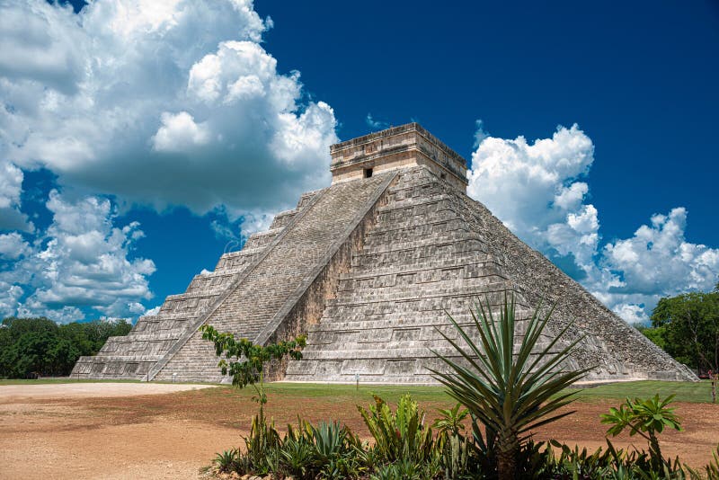 Chichen Itza Castle at Yucatan State, Mexico Stock Image - Image of ...