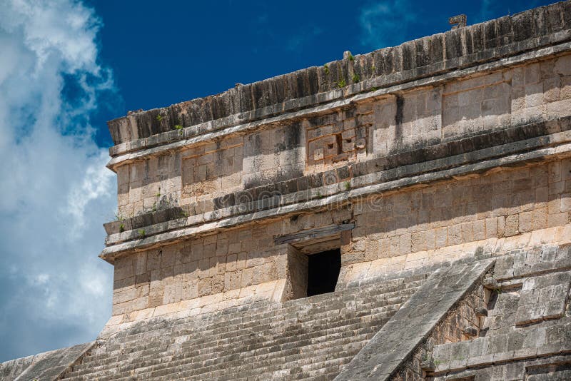 Chichen Itza Castle at Yucatan State, Mexico Stock Photo - Image of ...