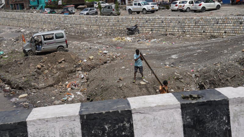 Image of Labour Lifting Iron Bar Hd Editorial Stock Image - Image of ...