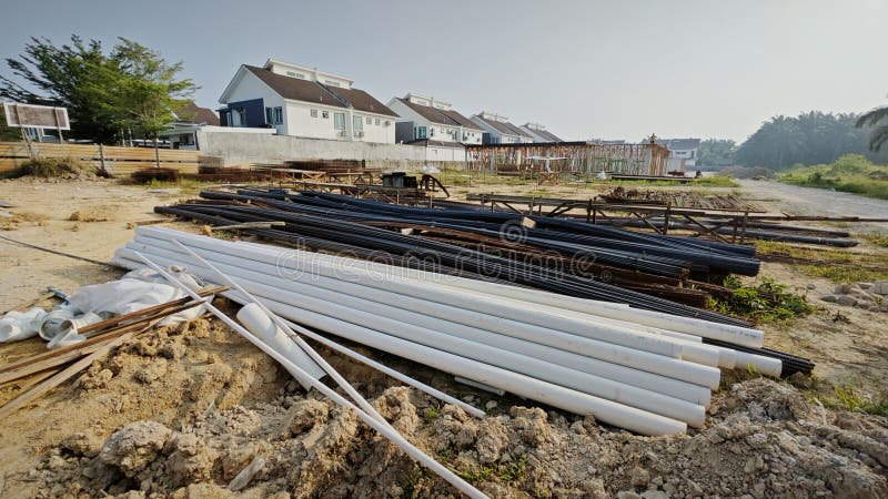 Lying of Metal and Concrete Structure for the Initial Housing ...