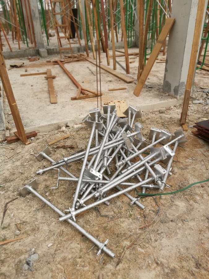 Lying of Metal and Concrete Structure for the Initial Housing ...