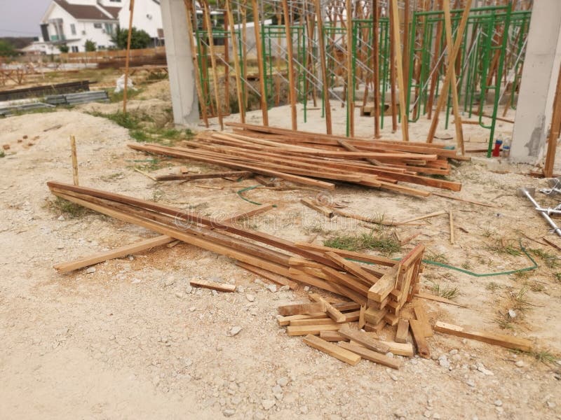 Lying of Metal and Concrete Structure for the Initial Housing ...