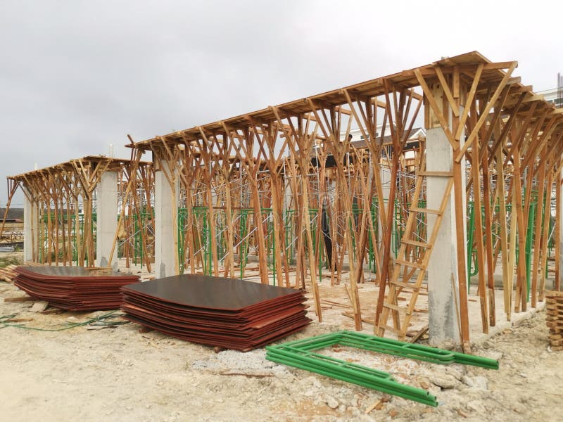 Lying of Metal and Concrete Structure for the Initial Housing ...