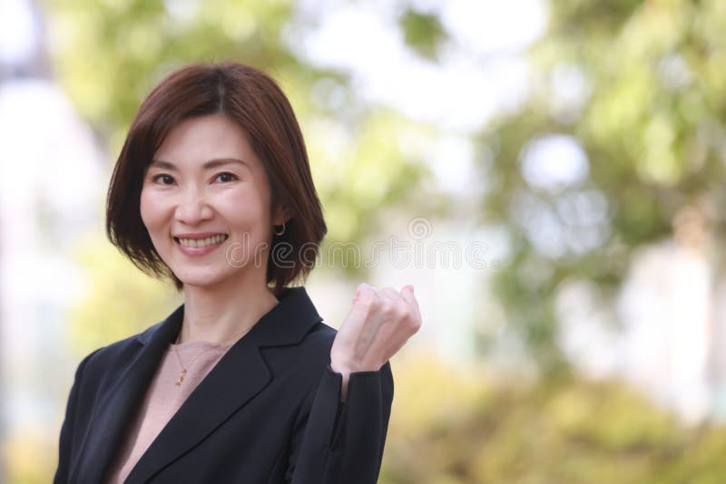 Smiley Female Office Worker Stock Photo - Image of woman, asia: 244101222