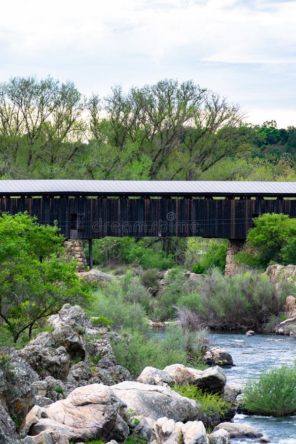Covered Bridge at Knights Ferry Stock Image - Image of rocky, lovely ...