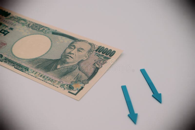 An image of a weaker yen stock image. Image of bills - 286093281