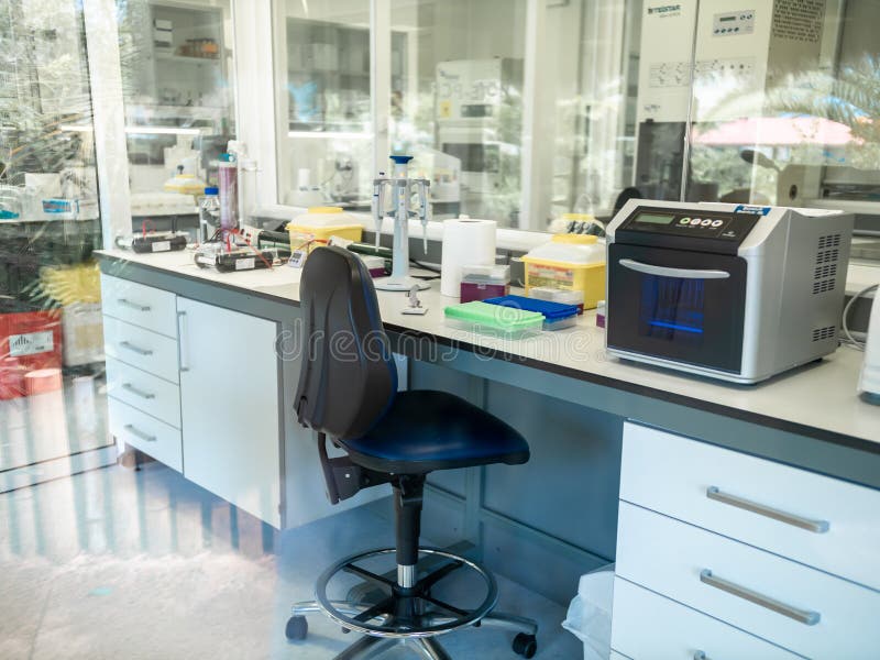 3,300+ Medical laboratory Free Stock Photos - StockFreeImages
