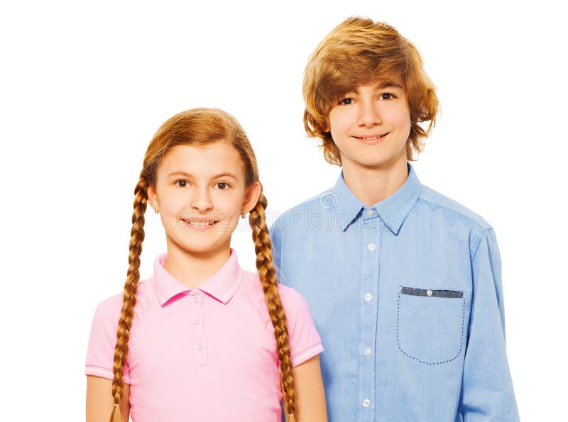 Imagem Do Close-up De Dois Que Sorriem 15 Anos De Adolescentes Foto de ... Imagem Do Close-up De Dois Que Sorriem 15 Anos De Adolescentes Foto de ...